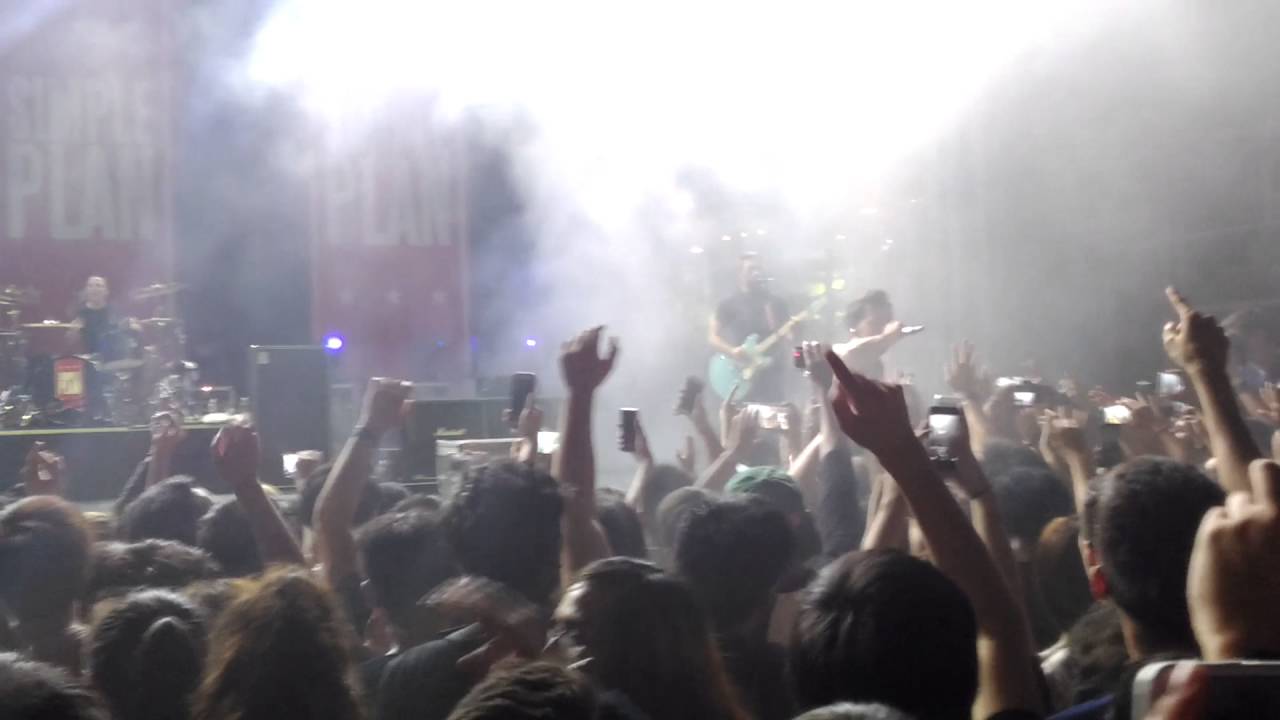 Crazy - Simple Plan LIVE In Singapore 2016 Concert @ The Coliseum , RWS ...