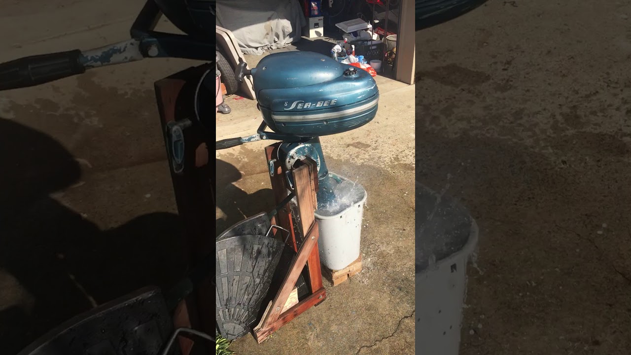 Goodyear Sea-bee outboard 1949-1950 5 HP two cylinder 2 stroke - YouTube