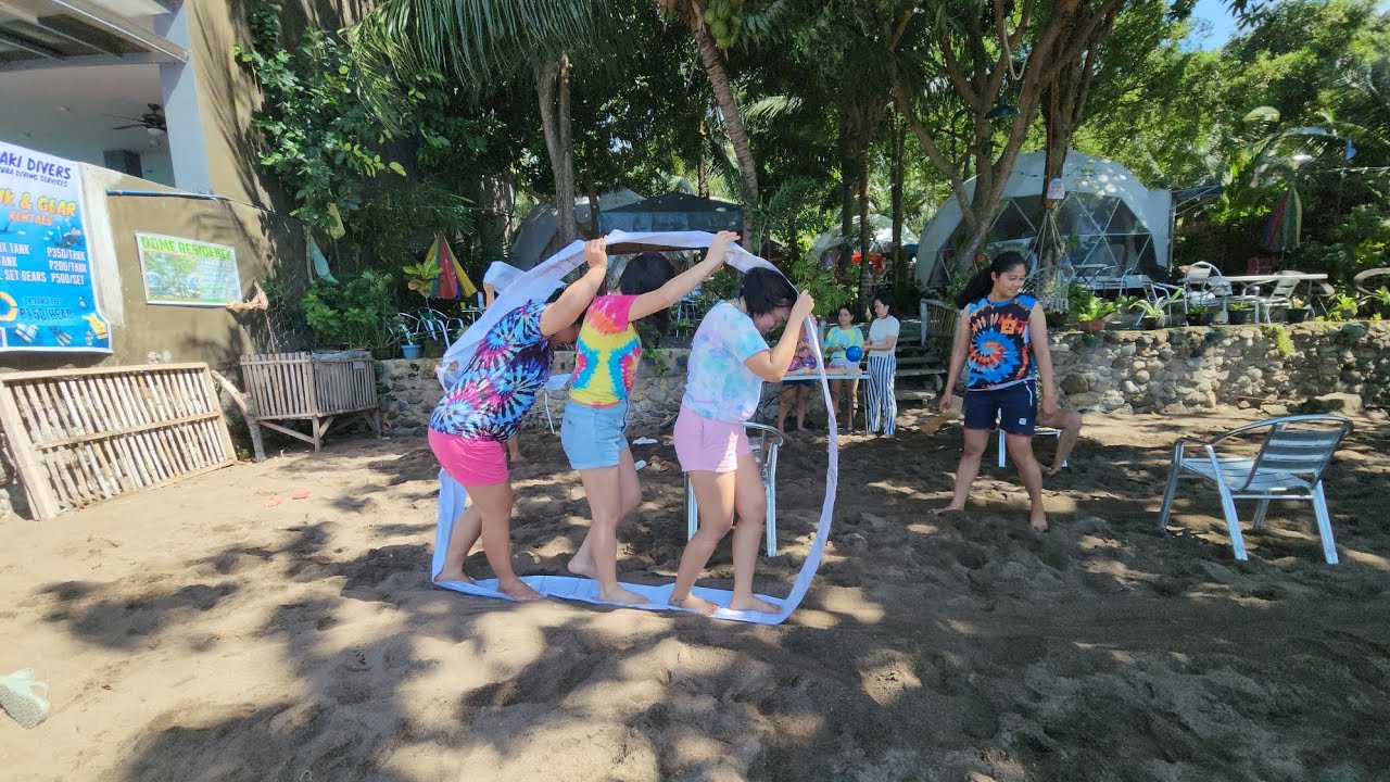 Pingpong Ball Relay - YouTube