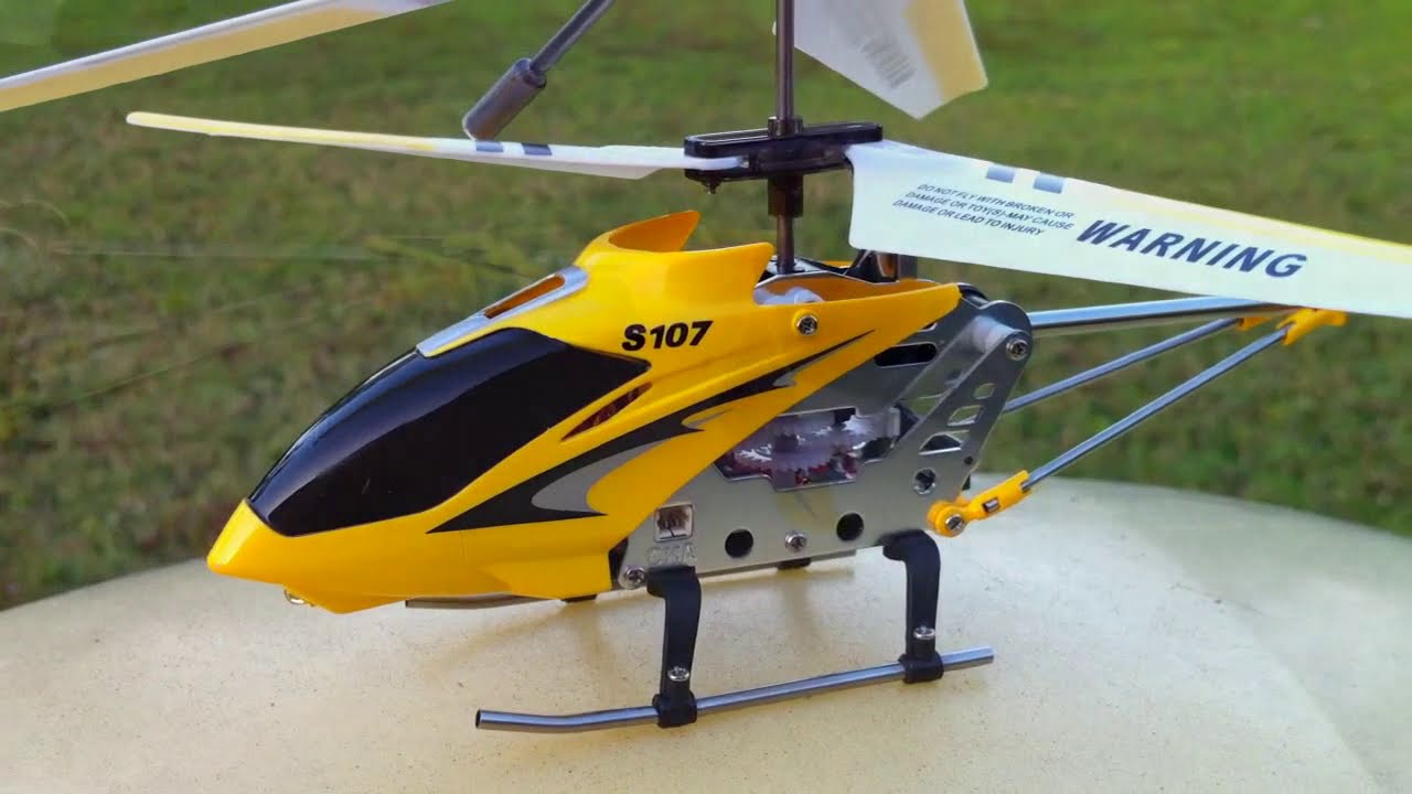 S107 helicopter blade problem - YouTube