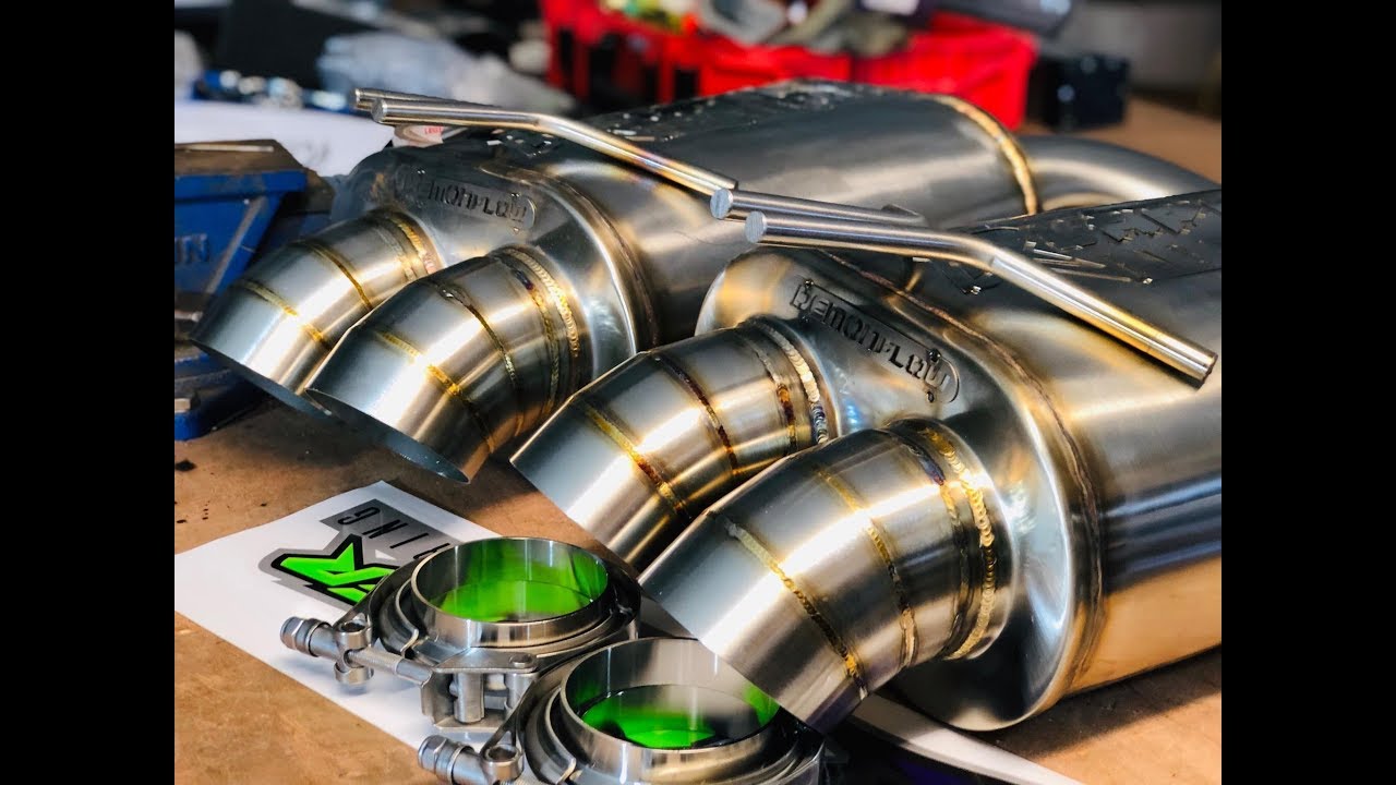First ever REAPER mufflers on HSV GEN-F - YouTube