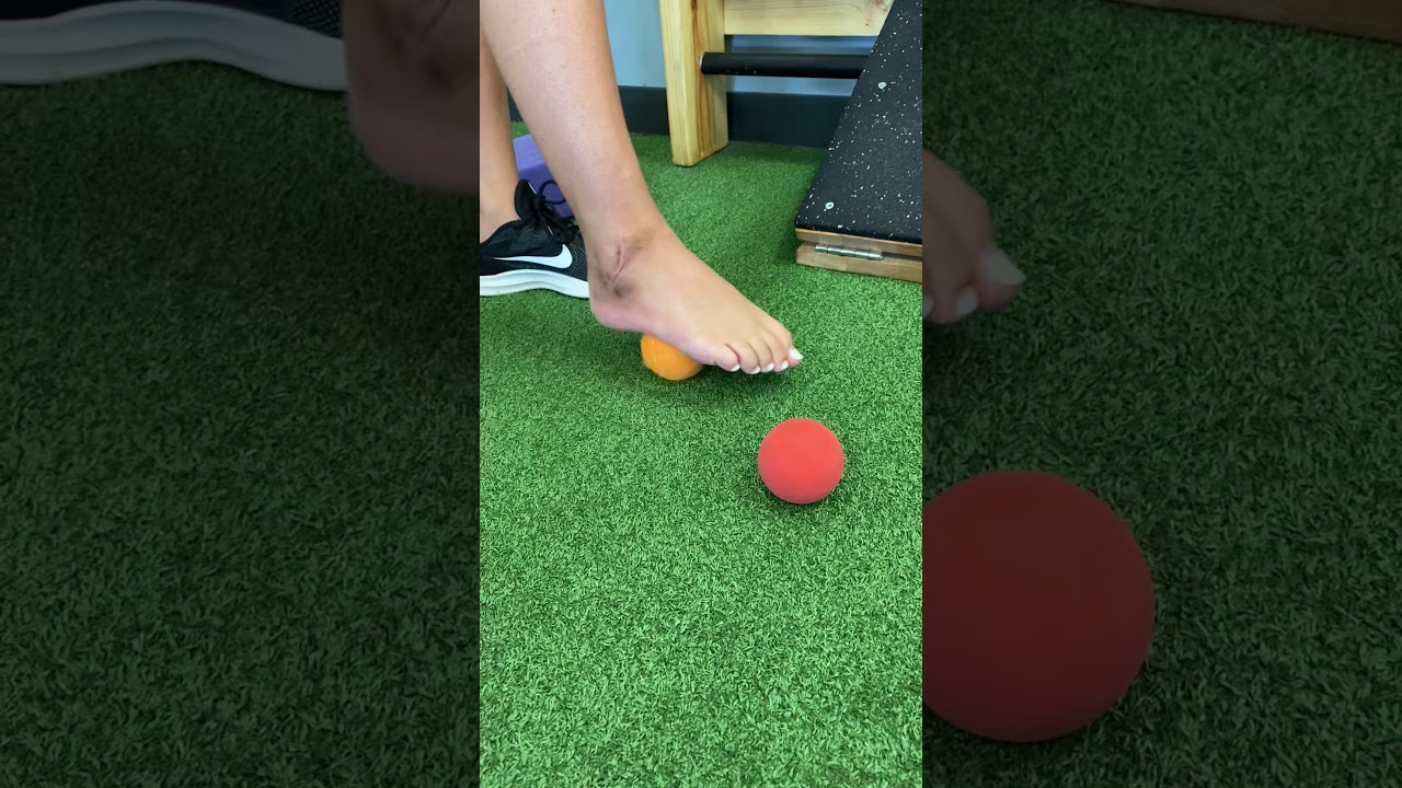 Foot rolling / tissue mobility - YouTube