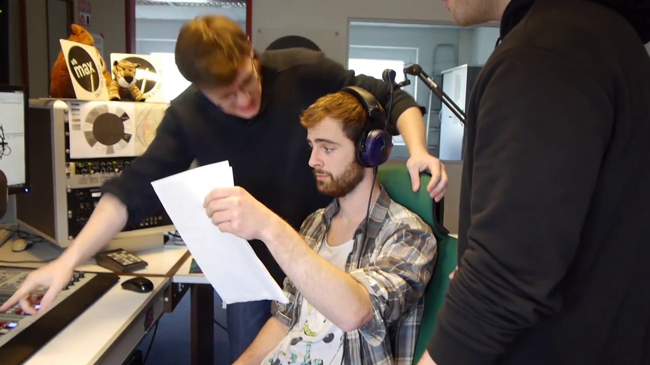 Wie man AFK Max Moderator wird - YouTube