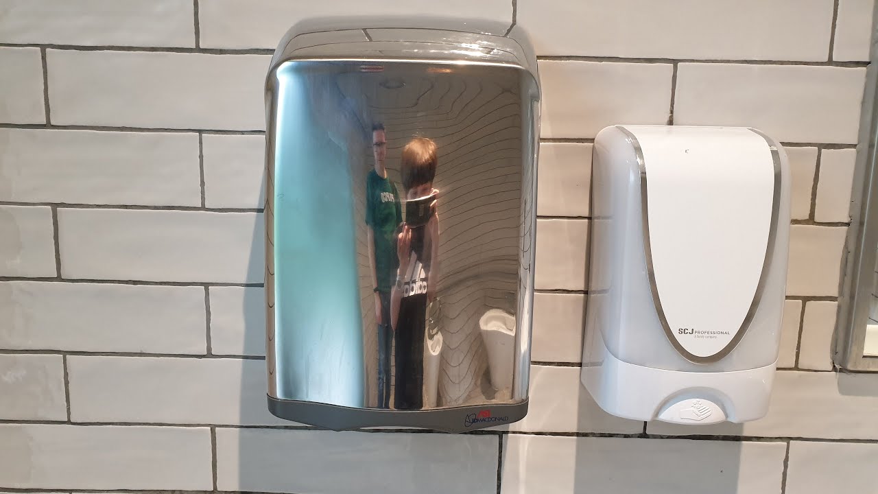 JD MacDonald Applause MK3 | Chadstone Shopping Centre | VIC - YouTube