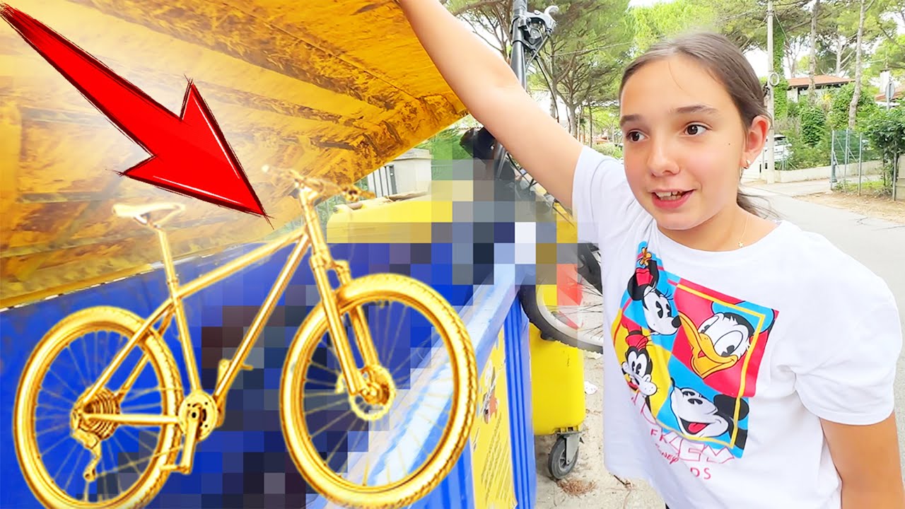 👧🏻 MARA Caută în TOMBERON în ITALIA 🗑️ Am LUAT BICICLETA din GUNOI ...