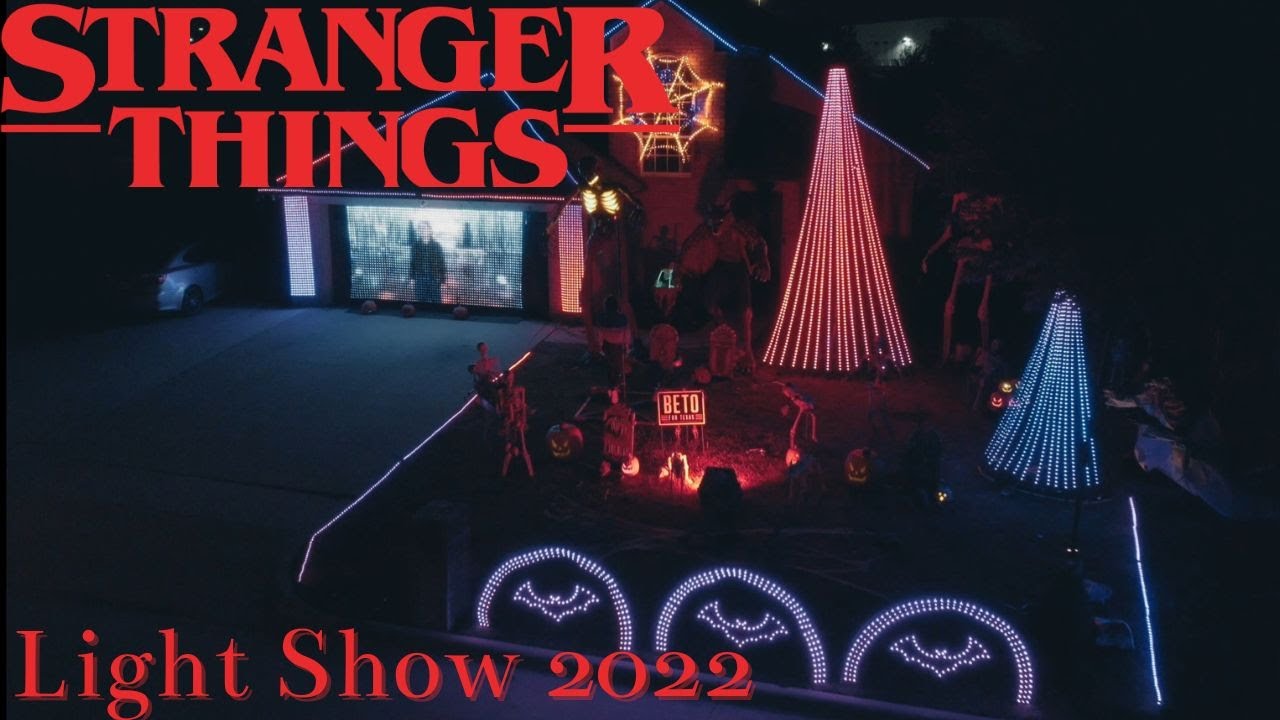 Stranger Things Light Show 2022 - YouTube