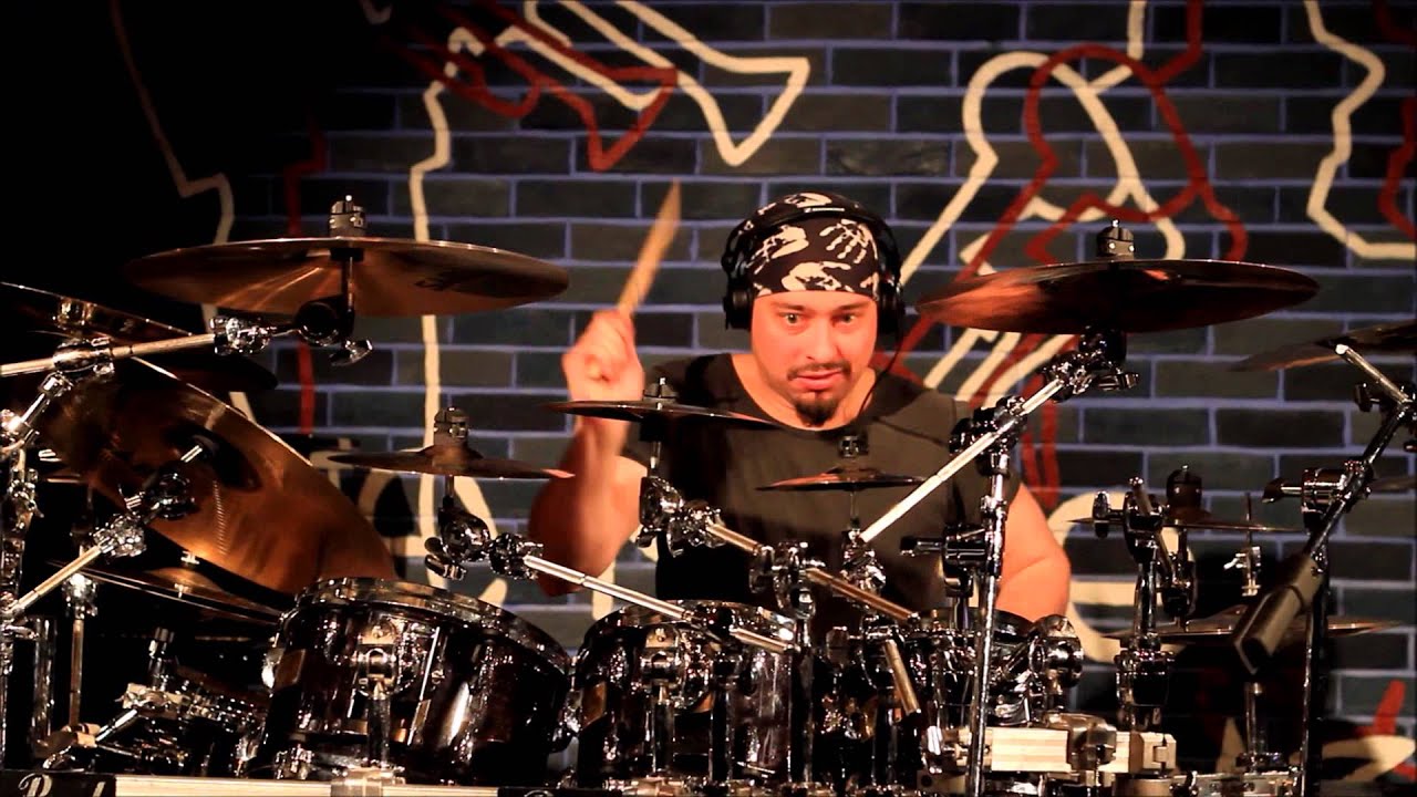 Martin 'Marthus' Skaroupka@Bluenote jazz club - YouTube