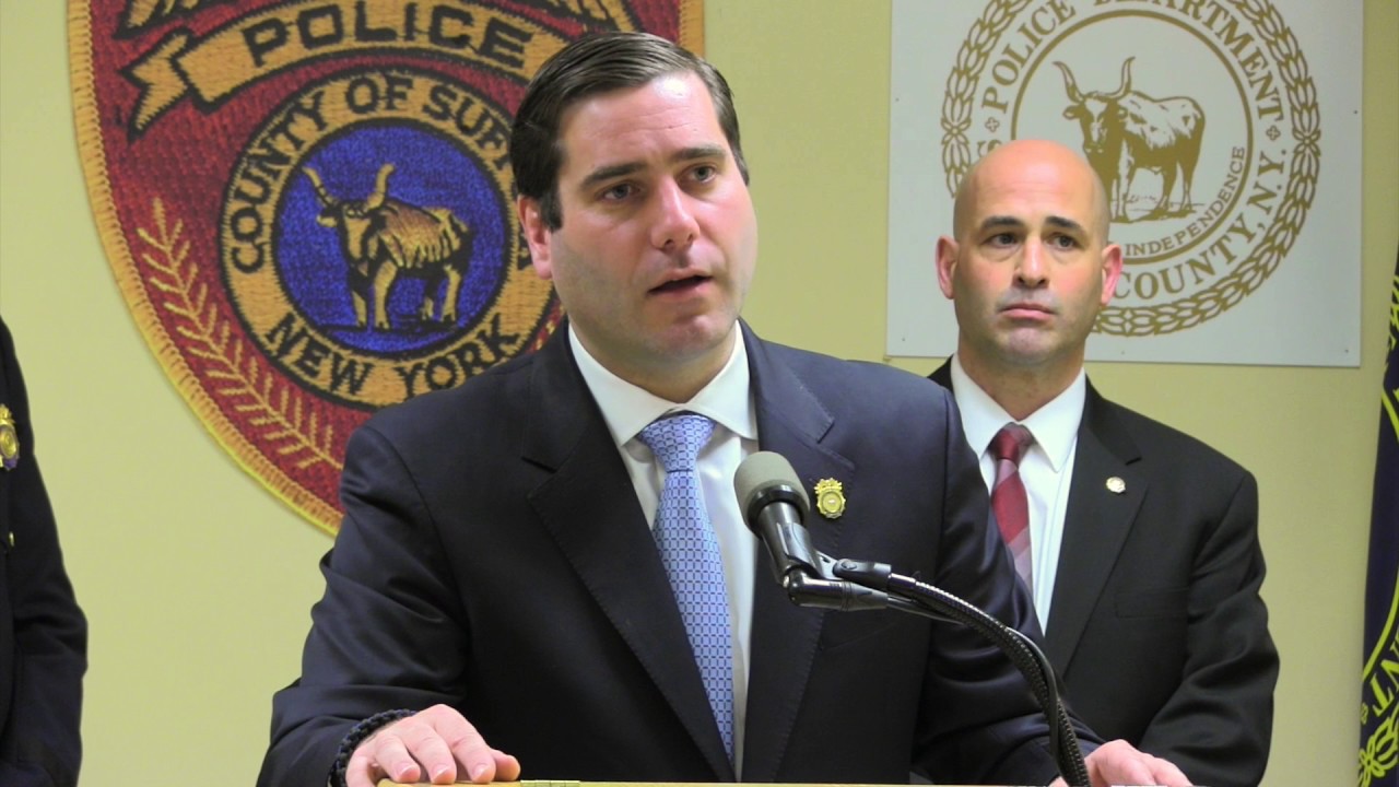 SCPD West Islip Church Burglary Press Conference 4/10/17 - YouTube