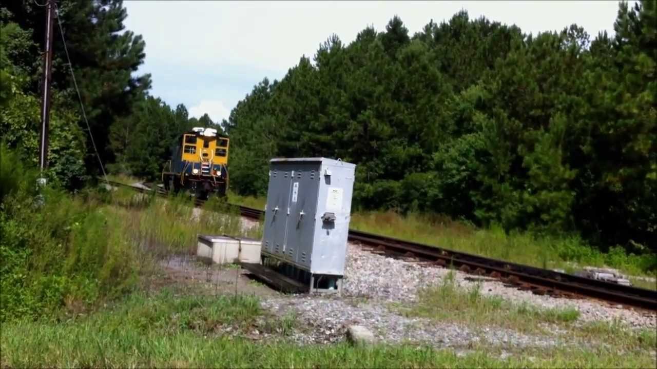 Solo CSX MP15AC Entering Jax Ramp - YouTube