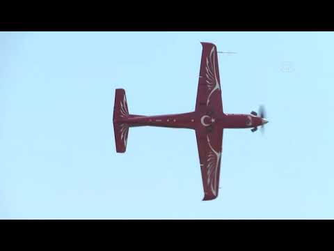 Hürkuş’tan gösteri uçuşu - TEKNOFEST 2023