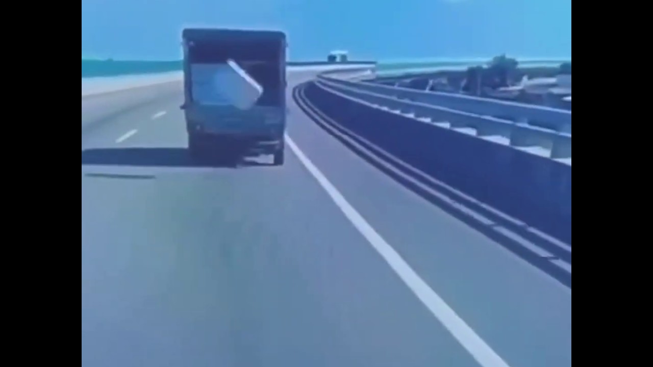 impossible magic box caught on camera - YouTube