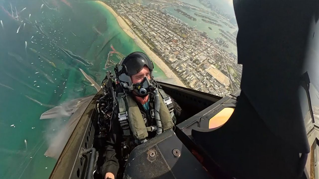 Stunning Views of Miami Beach From Inside the F-22 Raptor Cockpit - YouTube