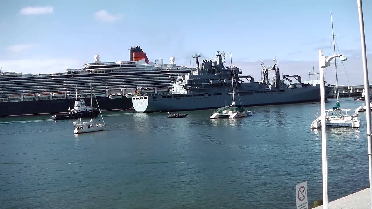 A1412 Frankfurt am Main Combat Support Ship in Funchal - YouTube