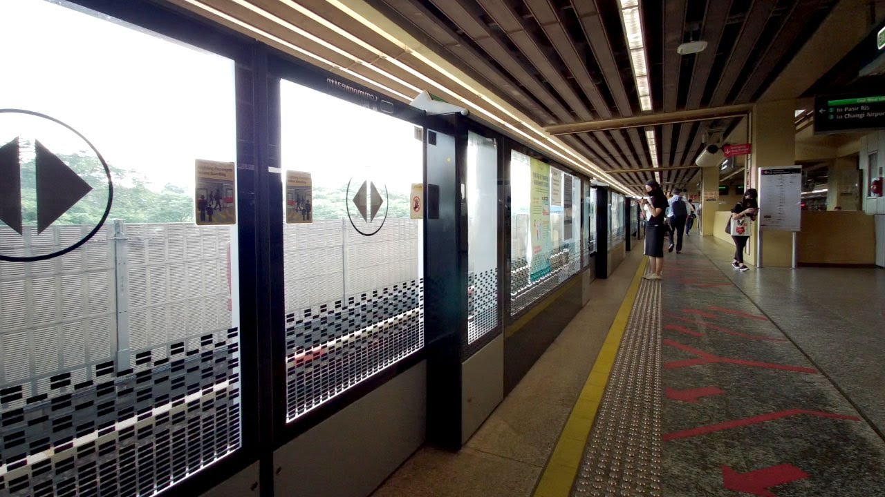 Singapore MRT ride from Commonwealth to Redhill train station - YouTube