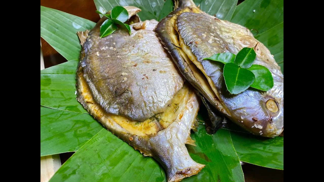 Baked dill Golden Pampano fish. Lemongrass, garlic, and dill is a basic ...