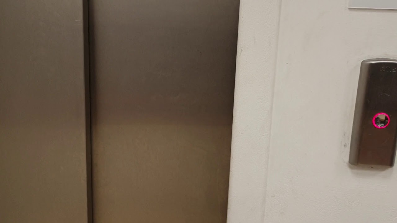 2003 Otis Gen2 Lift @ Debenhams in Mansfield - YouTube