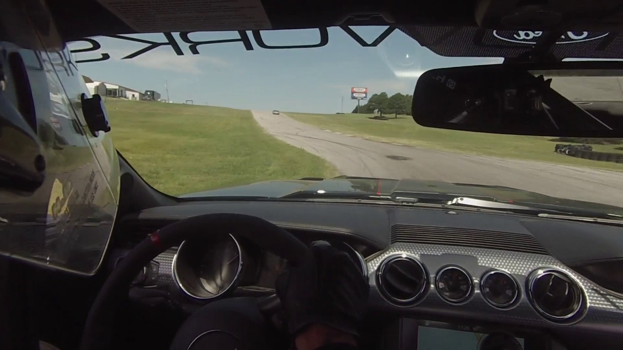 Hallett Motor Racing Circuit - YouTube