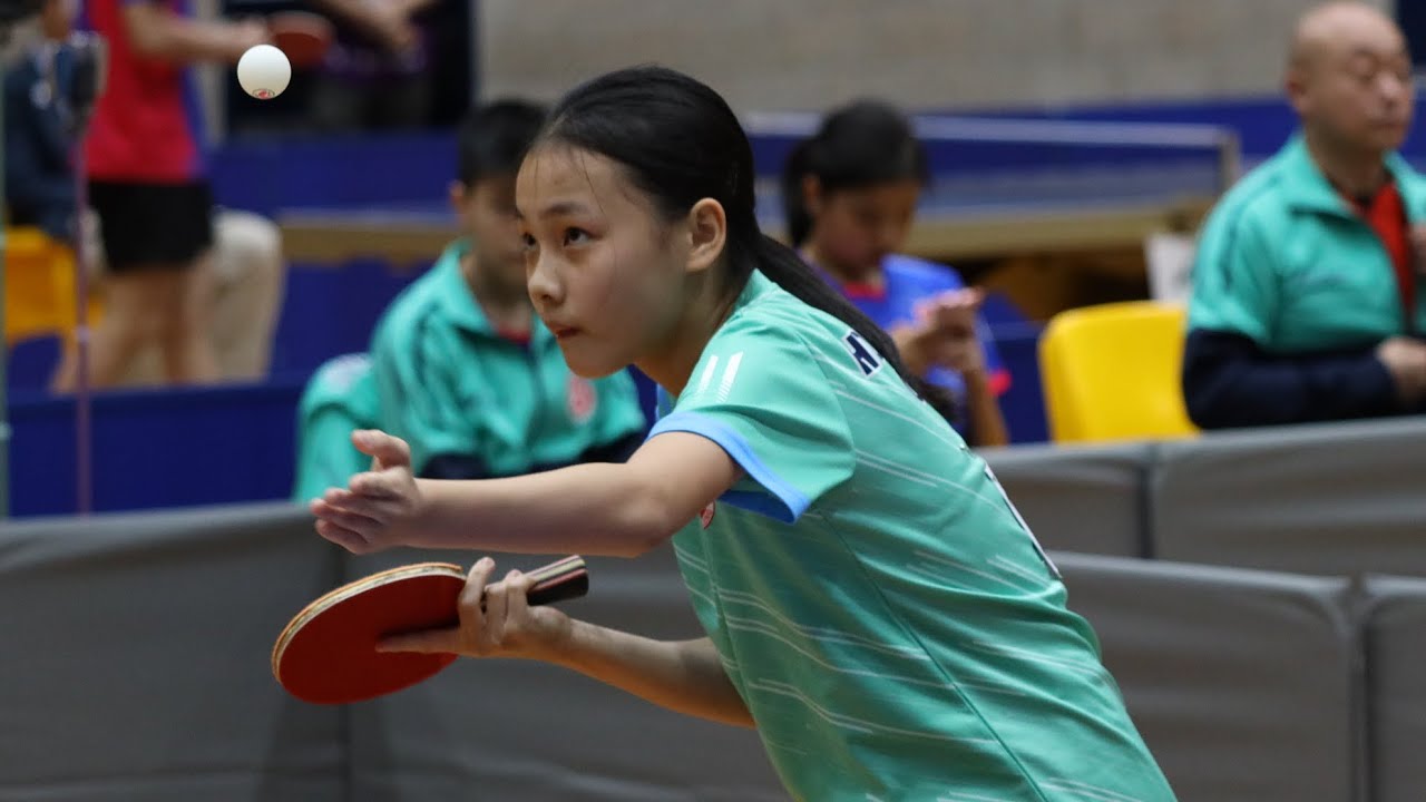 Wong Hoi Tung (黃凱彤) vs Ho Tsz Ching (何芷晴). - YouTube