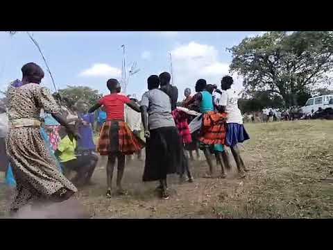 How Women showcased Ajosi dance with enthusiasm - YouTube