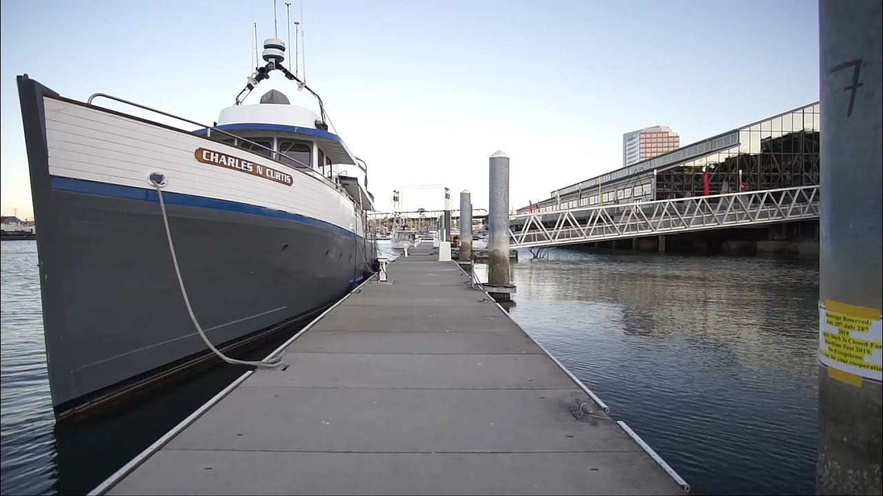 A harbor, Thea's Park, Les Davis Pier - YouTube