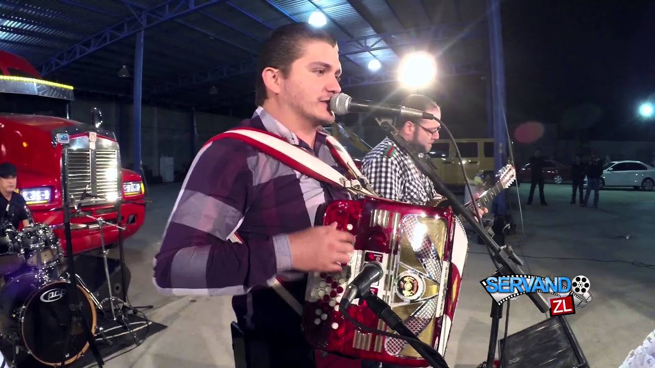 Grupo Cartel - El Pool, Los Marinelas (En Vivo 2014) - YouTube