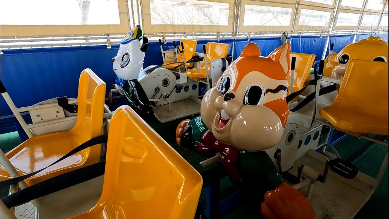 Retro amusement park cycle monorail, children's rides - YouTube