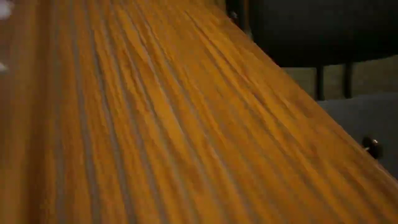 Amazing Flexing Eight Pack V Line Cut Bodybuilder Teen Posing Ripped ...