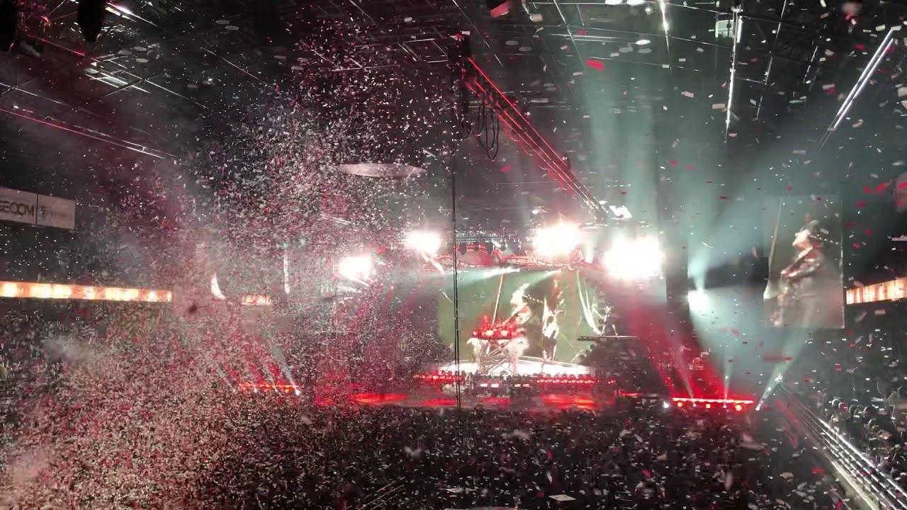 KISS JAPAN TOUR2019 Sendai Rock'n Roll All night - YouTube