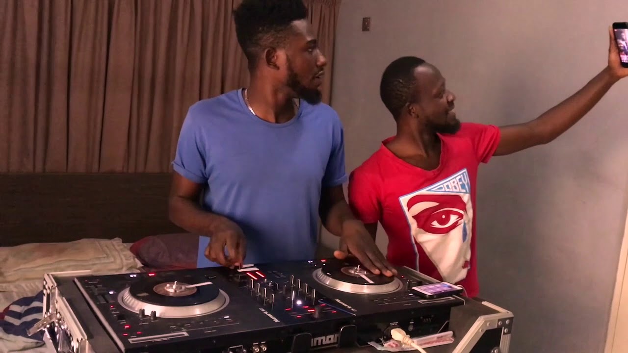 Dj Kevin - Cardi Bodak Yello - YouTube