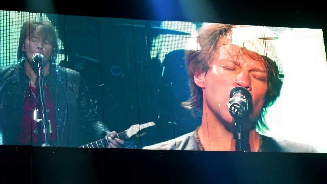 Bon Jovi | Legendary Concert at Jobing.com Arena | Glendale 2010 - YouTube