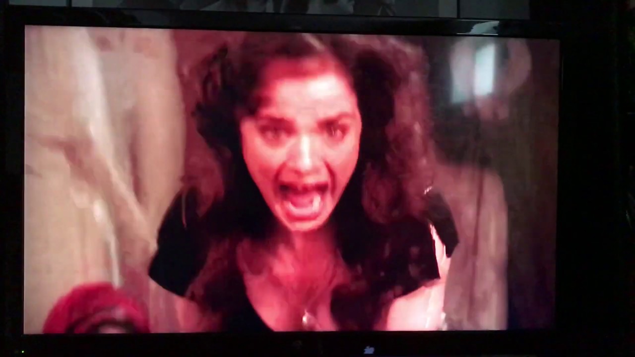 The Mummy Returns: Museum Shootout scene - YouTube