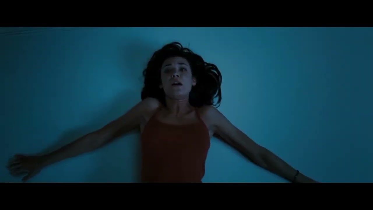 Belly horror scene - YouTube