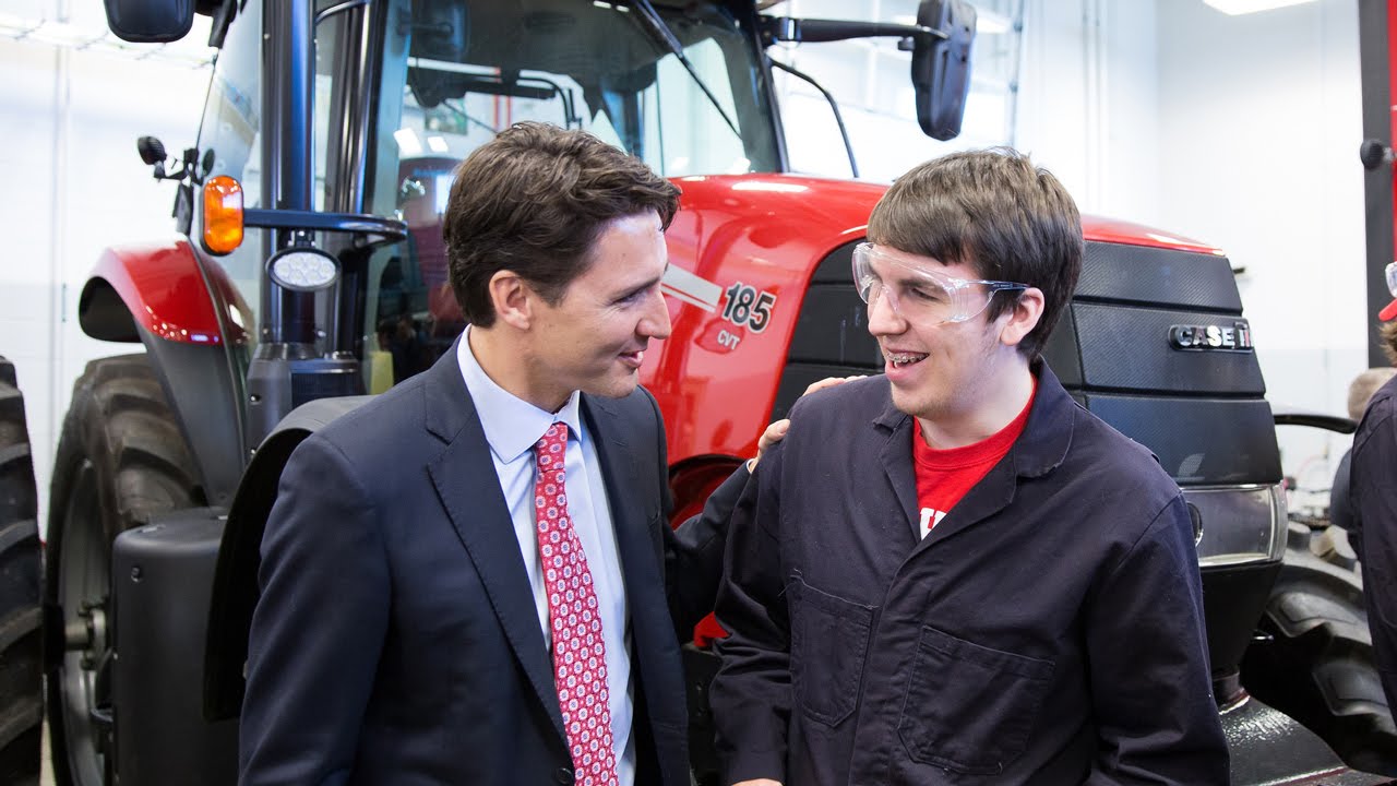 Prime Minister Trudeau delivers announcement at Fanshawe College - YouTube
