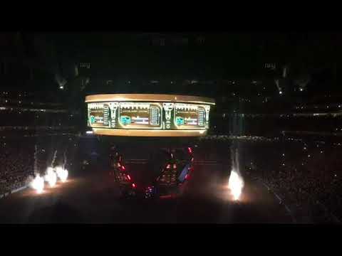 Thomas Rhett/ Rodeo Houston - YouTube