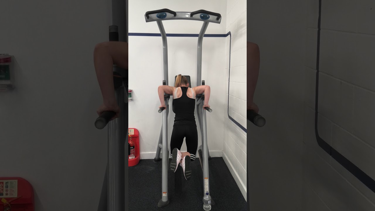Female pull ups to tricep dips to chin ups - YouTube