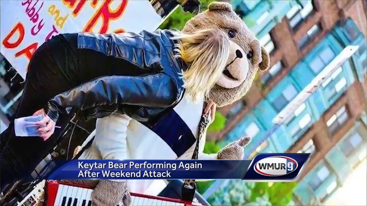 Keytar Bear returns to streets of Boston - YouTube