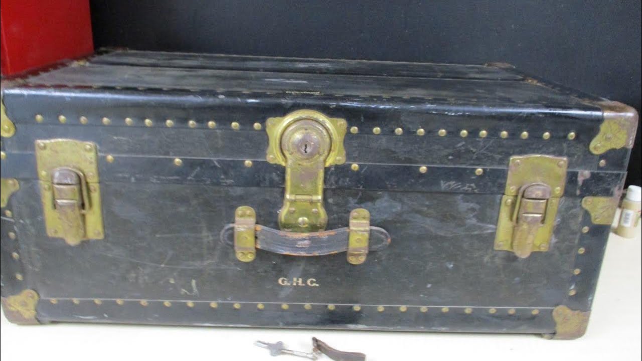 Chest found!!! What’s inside??? - YouTube