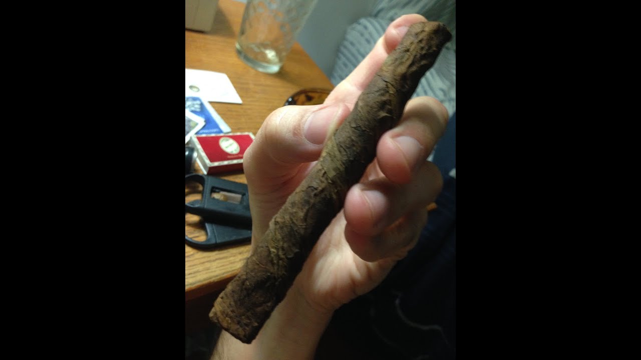Dark Corojo Cheroot Cigar Review - YouTube