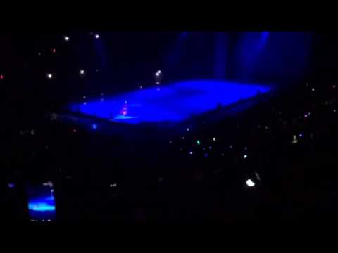 Disney on ice o2 arena - YouTube