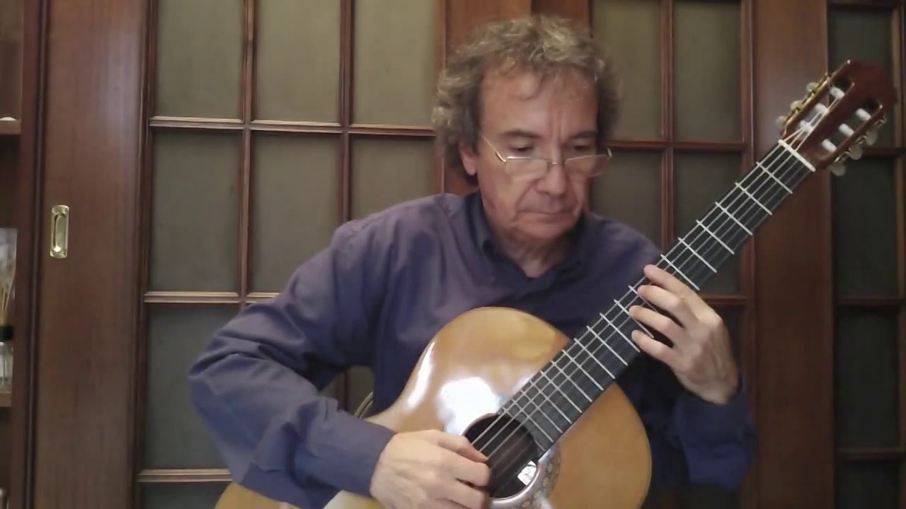 Sofia Alvaro Soler Chitarra