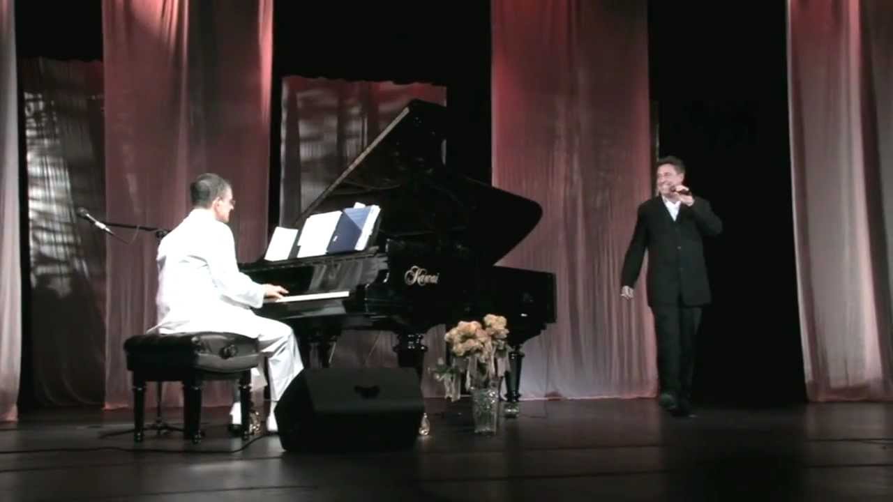 Thomas Cook - World Tour "WHAT A LIFE" - YouTube