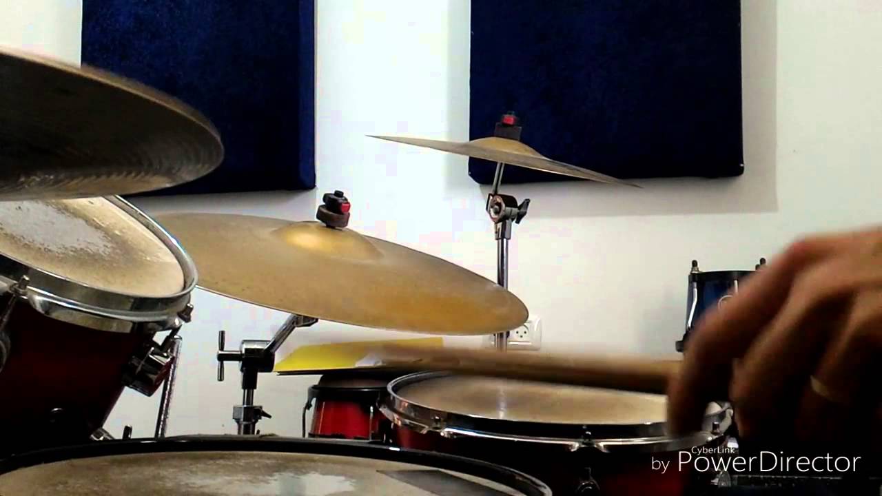 Samba drum solo - YouTube