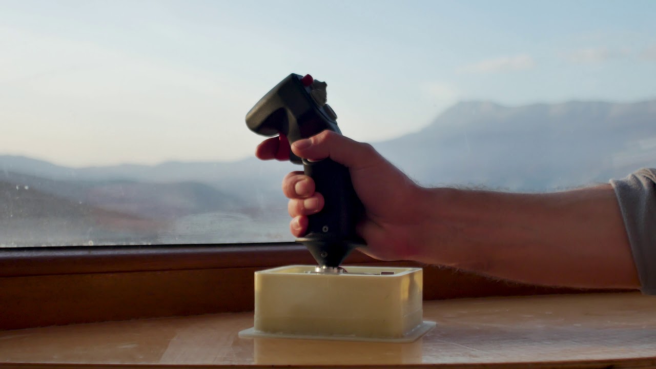 MicroJ с ручкой CH Combatstick - YouTube