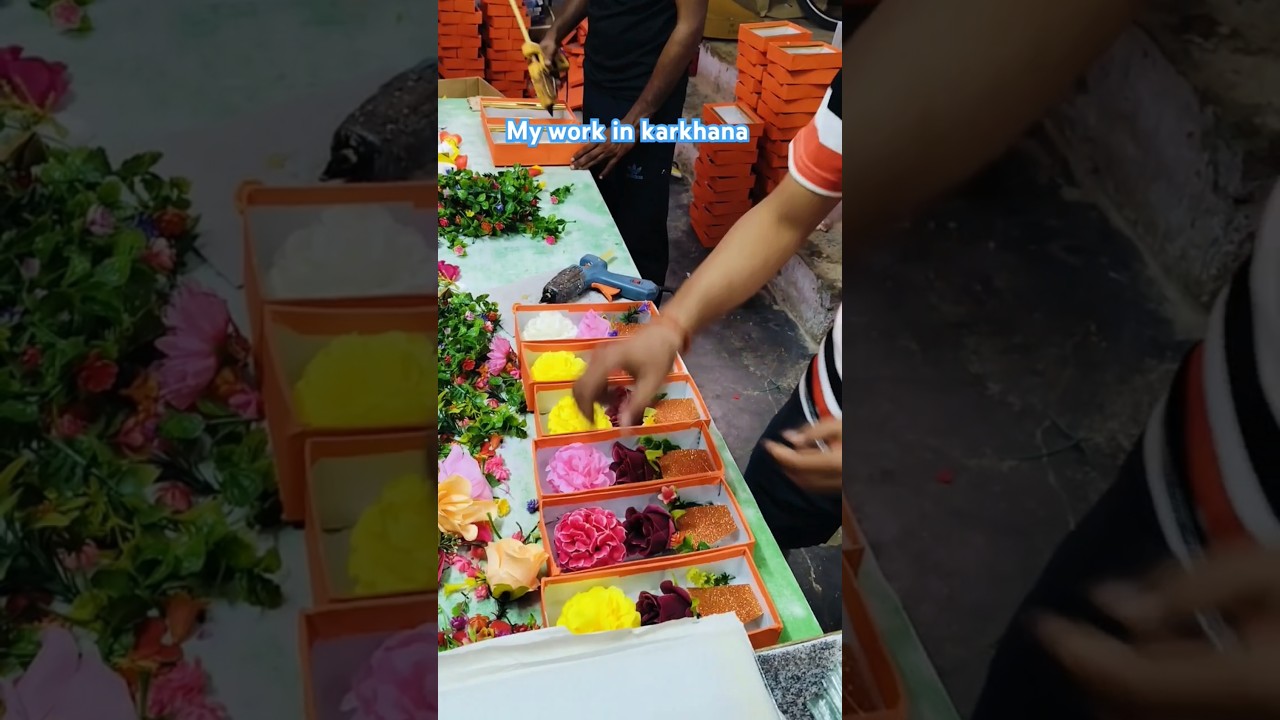 my work in karkhana 🤗🤗 GP #flower house Bareilly ️ #beautiful kanch ...