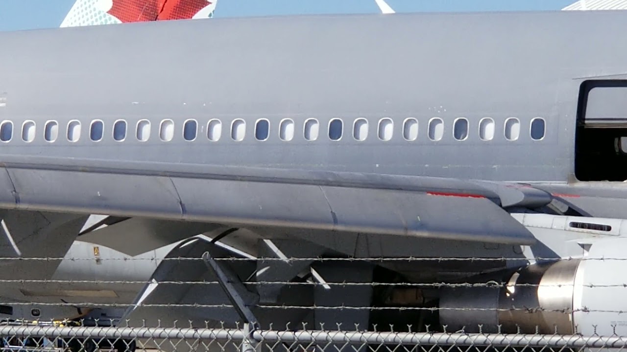 Omega Tanker N264DE DC 10 at VCV, Ex Netherlands Air Force KDC 10 T-264 ...