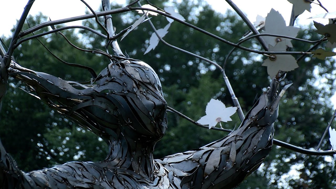 Mother Tree Sculpture at Hunter Park - YouTube
