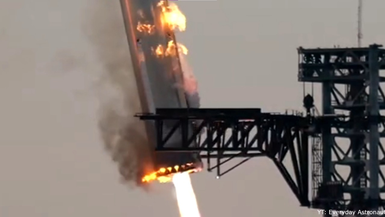 The Super Heavy catch but more suspenseful - YouTube