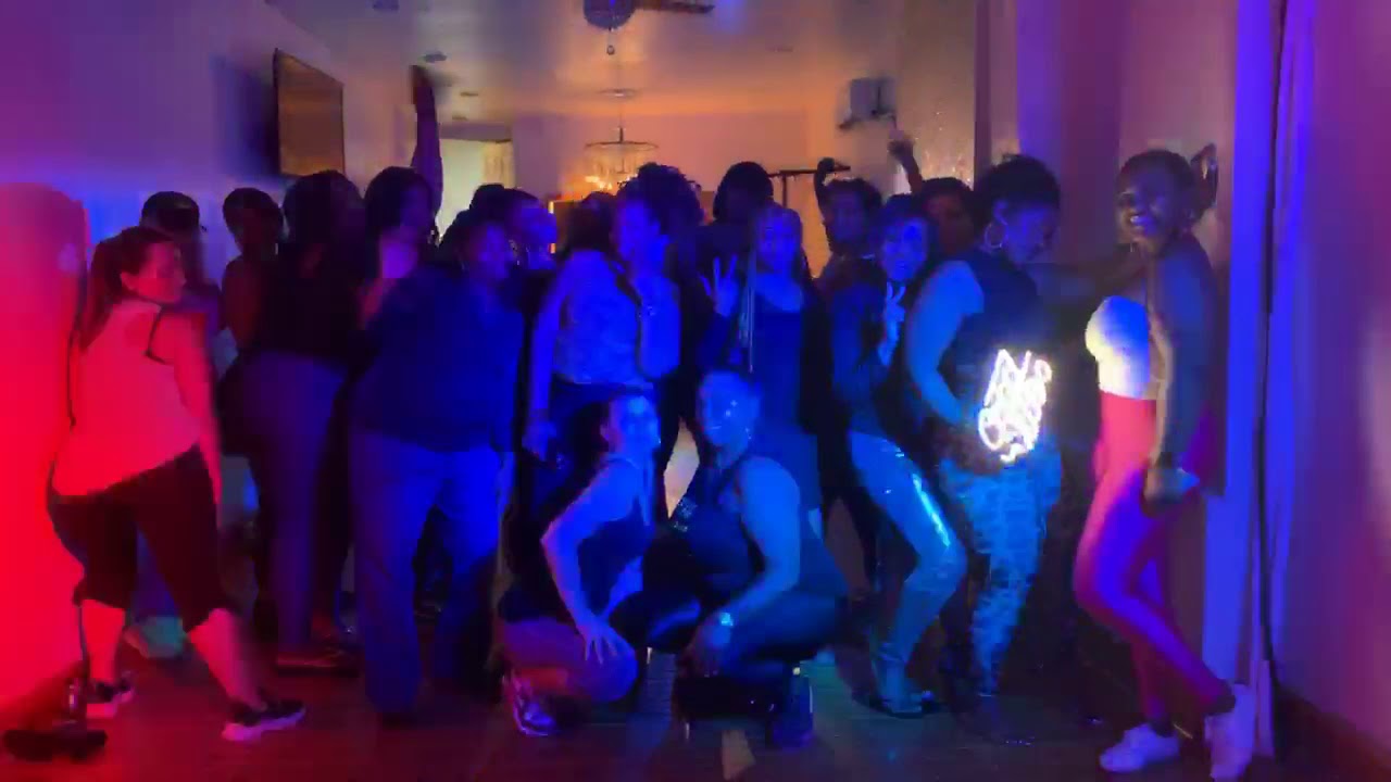 Twerk and wine dance class - YouTube