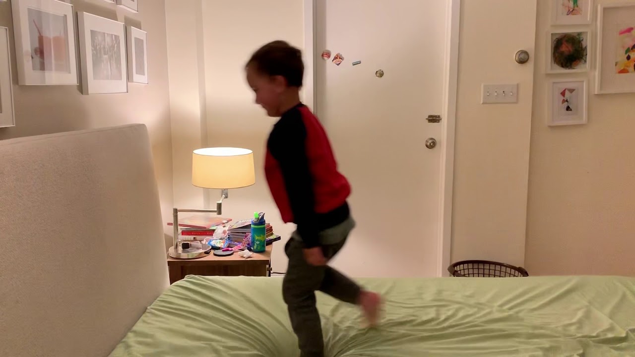 Running and falling down - YouTube