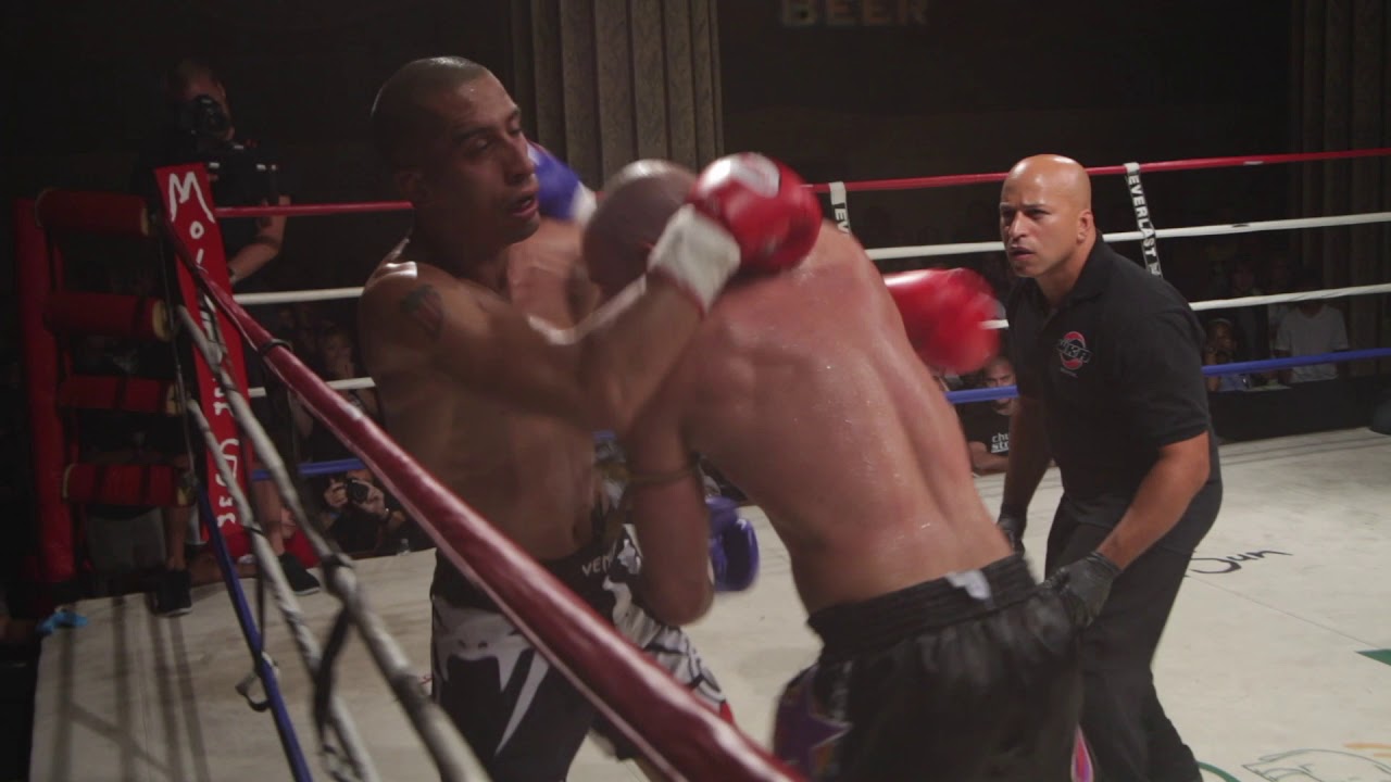 Joe Sampieri vs Mike Erosa - YouTube